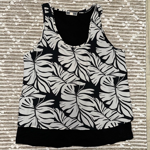 Pleione | Tops | Pleione Palm Leaf Tank | Poshmark